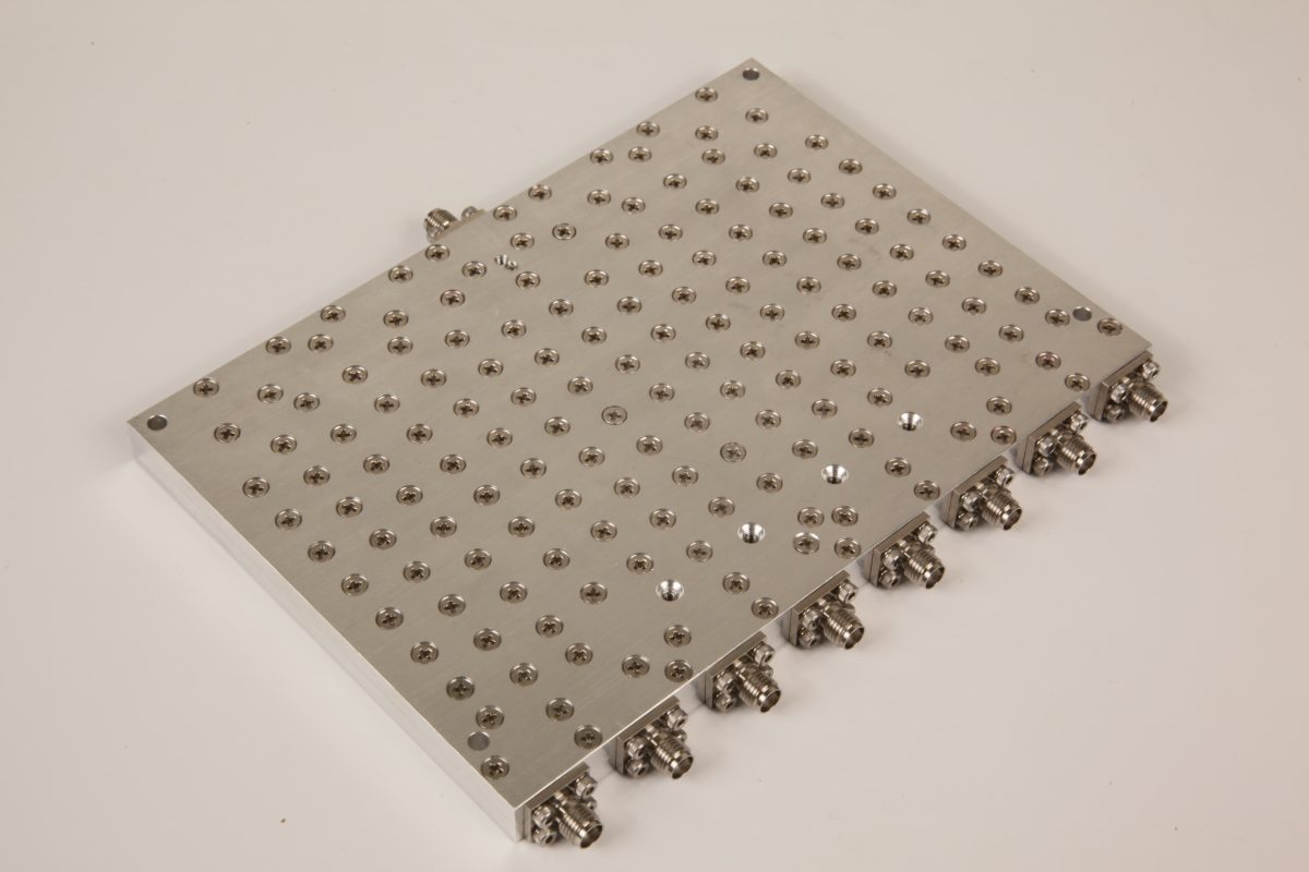 8 Way Power Divider - Huaming Microwave- RF connector manufacture